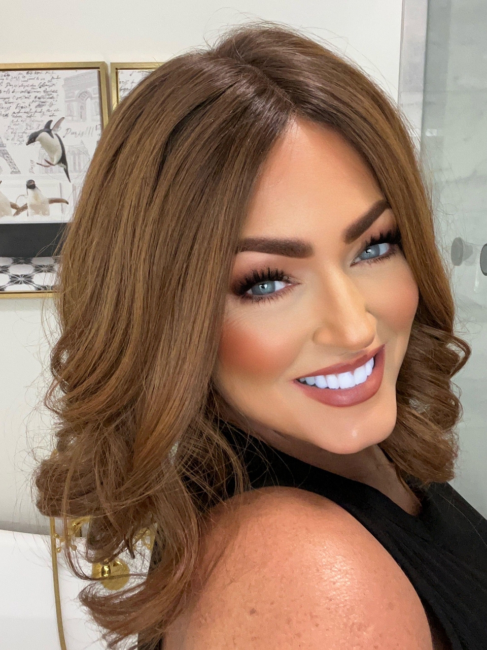 Fashion Ginger Blonde with Dark Roots Falling below the shoulders gentle wavy Synthetic Lace ...