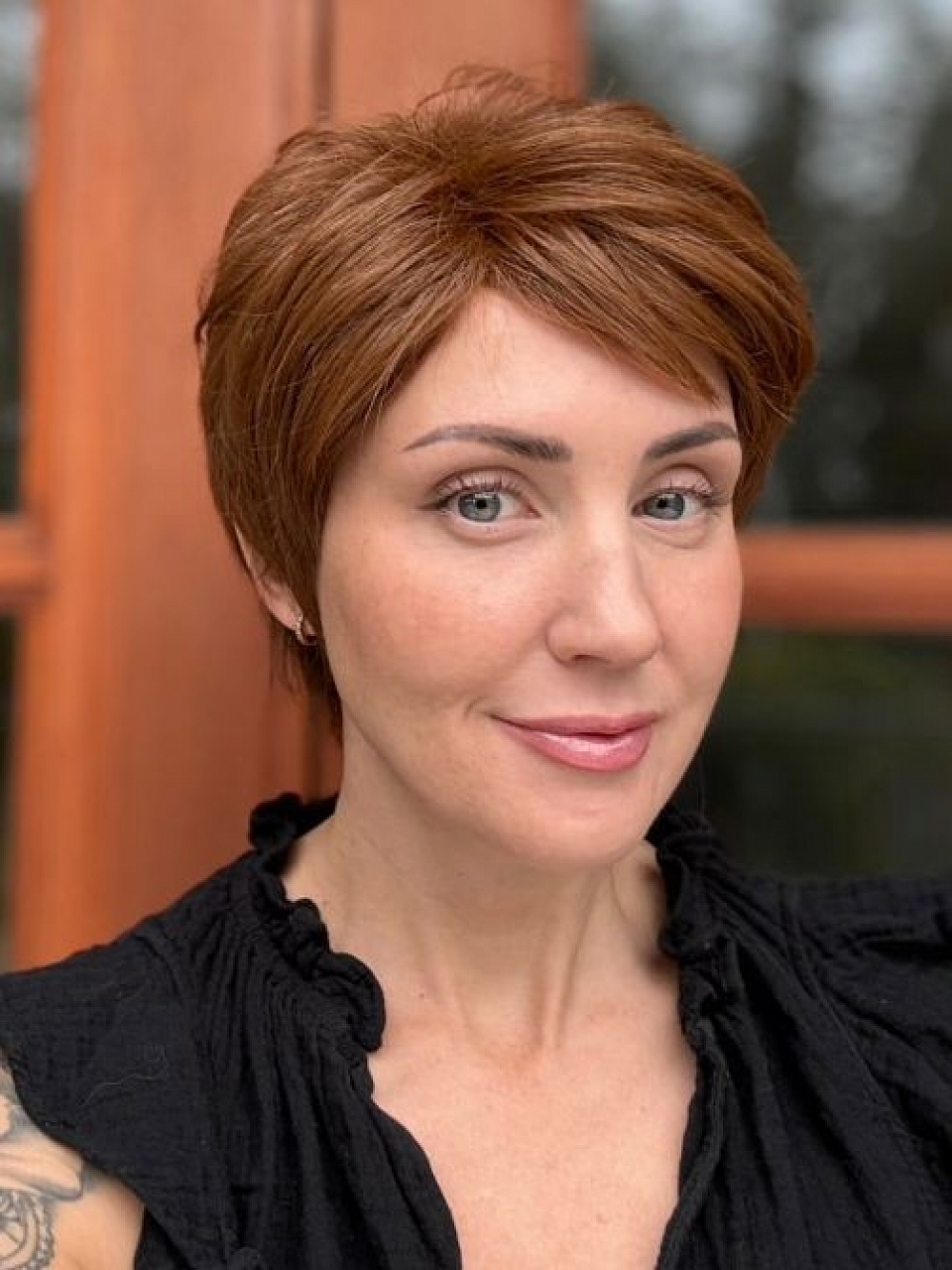 Cute Medium Auburn With Ginger Blonde Highlights Short Pixie Synthetic 7995